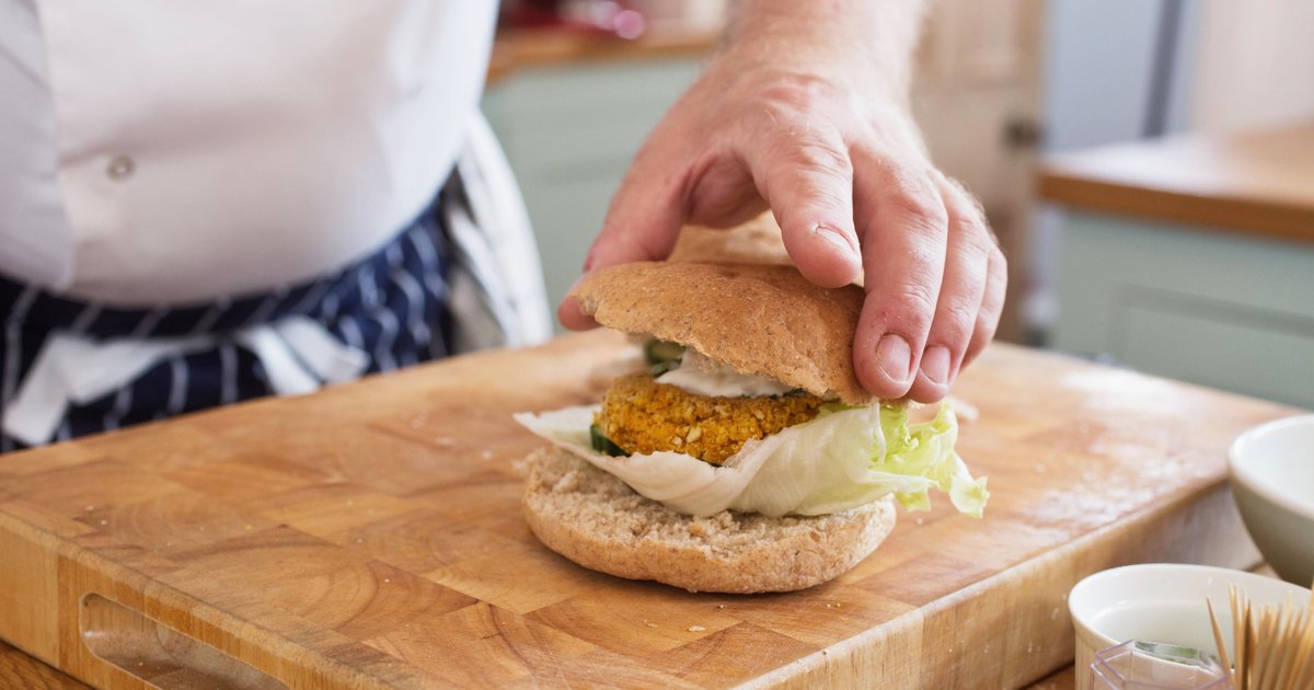 Veggie bean burgers | Kidney Care UK